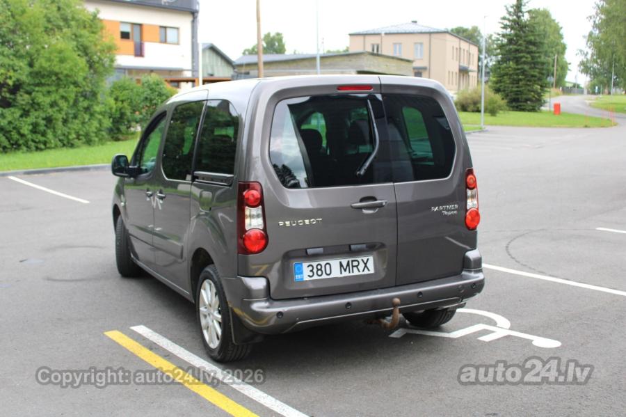 Brown Peugeot Partner 2018 in Rapla, with an engine capacity of 1.60 L and mileage of 262 thousand km for 5990 €, photo 5 on AUTOMOTO.COM.LV