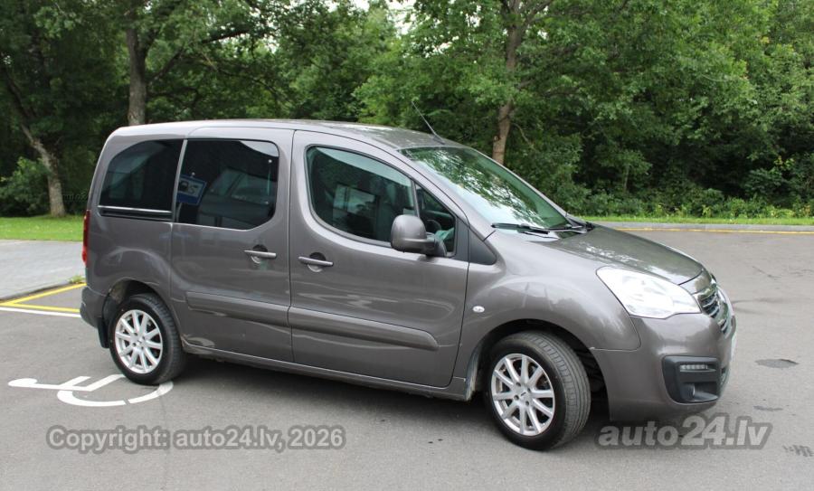 Brown Peugeot Partner 2018 in Rapla, with an engine capacity of 1.60 L and mileage of 262 thousand km for 5990 €, photo 8 on AUTOMOTO.COM.LV