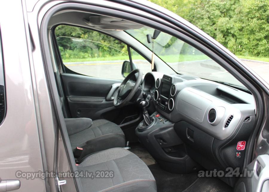 Brown Peugeot Partner 2018 in Rapla, with an engine capacity of 1.60 L and mileage of 262 thousand km for 5990 €, photo 10 on AUTOMOTO.COM.LV