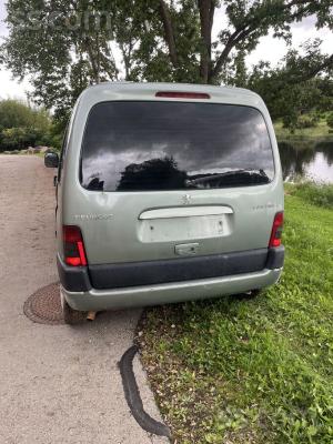 Zaļš Peugeot Partner 2003 Bauska, ar dzinēja tilpumu 2.00 L un nobraukumu 385 tūkst. km par 400 €, foto 3 vietnē AUTOMOTO.COM.LV