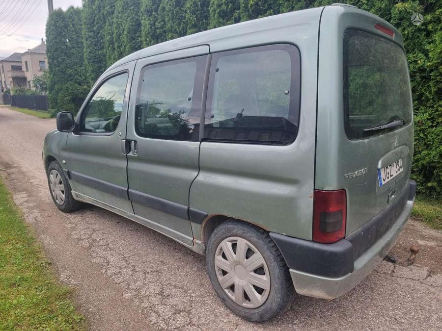 Зеленый Пежо Partner 2004 в Каунас, объемом двигателя 1.93 л и пробегом 400 тыс. км за 540 €, фото 7 на AUTOMOTO.COM.LV