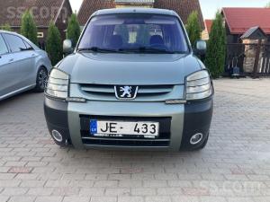Green Peugeot Partner 2003 in Liepaja, with an engine capacity of 2.00 L and mileage of 487 thousand km for 1350 €, photo 6 on AUTOMOTO.COM.LV