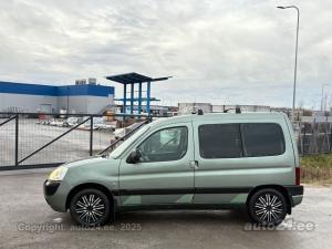 Zaļš Peugeot Partner 2003 Rapla, ar dzinēja tilpumu 2.00 L un nobraukumu 280 tūkst. km par 1000 €, foto 6 vietnē AUTOMOTO.COM.LV