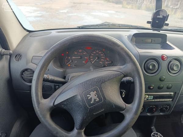 Зеленый Пежо Partner 2006 в Мажейкяй, объемом двигателя 1.90 л и пробегом 377 тыс. км за 500 €, фото 9 на AUTOMOTO.COM.LV