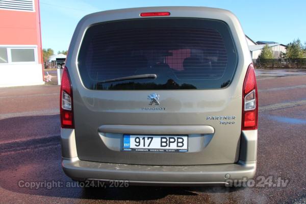 Grey Peugeot Partner 2015 in Parnu, with an engine capacity of 1.60 L and mileage of 202 thousand km for 5200 €, photo 4 on AUTOMOTO.COM.LV