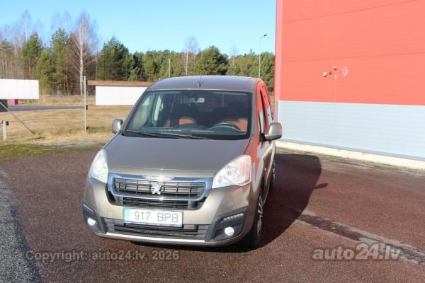 Grey Peugeot Partner 2015 in Parnu, with an engine capacity of 1.60 L and mileage of 202 thousand km for 5200 €, photo 5 on AUTOMOTO.COM.LV