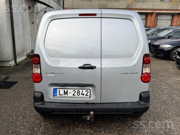 Pelēks Peugeot Partner 2018 Daugavpils, ar dzinēja tilpumu 1.60 L un nobraukumu 0 tūkst. km par 5900 €, foto 6 vietnē AUTOMOTO.COM.LV