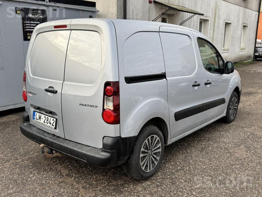 Pelēks Peugeot Partner 2018 Daugavpils, ar dzinēja tilpumu 1.60 L un nobraukumu 0 tūkst. km par 5900 €, foto 7 vietnē AUTOMOTO.COM.LV