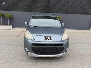Pelēks Peugeot Partner 2012 Šauļi, ar dzinēja tilpumu 1.56 L un nobraukumu 227 tūkst. km par 3850 €, foto 3 vietnē AUTOMOTO.COM.LV
