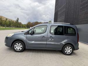 Pelēks Peugeot Partner 2012 Šauļi, ar dzinēja tilpumu 1.56 L un nobraukumu 227 tūkst. km par 3850 €, foto 9 vietnē AUTOMOTO.COM.LV