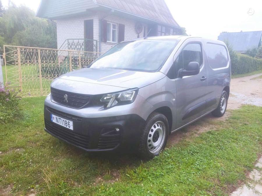 Pelēks Peugeot Partner 2020 Kauņa, ar dzinēja tilpumu 1.50 L un nobraukumu 199 tūkst. km par 6200 €, foto 8 vietnē AUTOMOTO.COM.LV