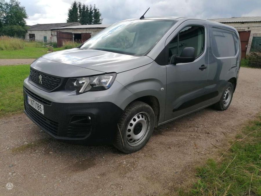Pelēks Peugeot Partner 2020 Kauņa, ar dzinēja tilpumu 1.50 L un nobraukumu 199 tūkst. km par 6200 €, foto 16 vietnē AUTOMOTO.COM.LV