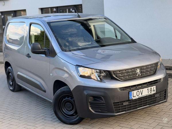 Pelēks Peugeot Partner 2020 Viļņa, ar dzinēja tilpumu 1.50 L un nobraukumu 88 tūkst. km par 8000 €, foto 1 vietnē AUTOMOTO.COM.LV