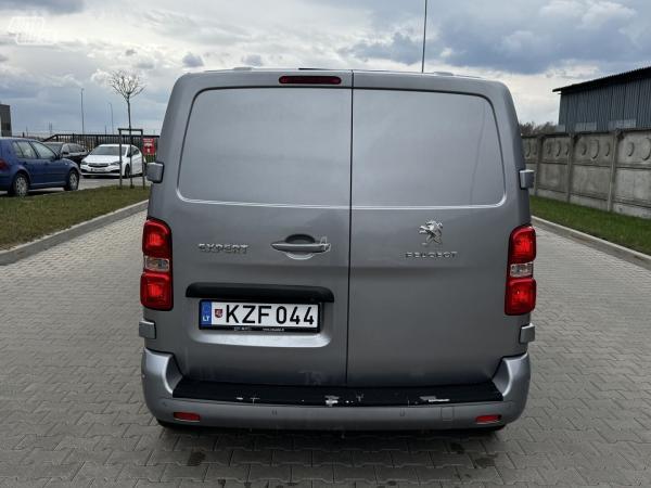 Grey Peugeot Partner 2021 in Panevezys, with an engine capacity of 2.00 L and mileage of 286 thousand km for 9200 €, photo 8 on AUTOMOTO.COM.LV