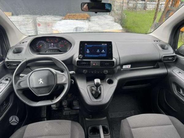 Pelēks Peugeot Partner 2022 Viļņa, ar dzinēja tilpumu 1.50 L un nobraukumu 266 tūkst. km par 10400 €, foto 5 vietnē AUTOMOTO.COM.LV