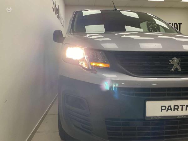 Grey Peugeot Partner 2025 in Vilnius, with an engine capacity of 1.50 L and mileage of 5 thousand km for 26990 €, photo 11 on AUTOMOTO.COM.LV
