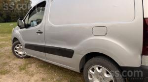 Grey Peugeot Partner 2008 in Bauska, with an engine capacity of 1.60 L and mileage of 266 thousand km for 2700 €, photo 6 on AUTOMOTO.COM.LV