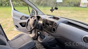 Grey Peugeot Partner 2008 in Bauska, with an engine capacity of 1.60 L and mileage of 266 thousand km for 2700 €, photo 10 on AUTOMOTO.COM.LV