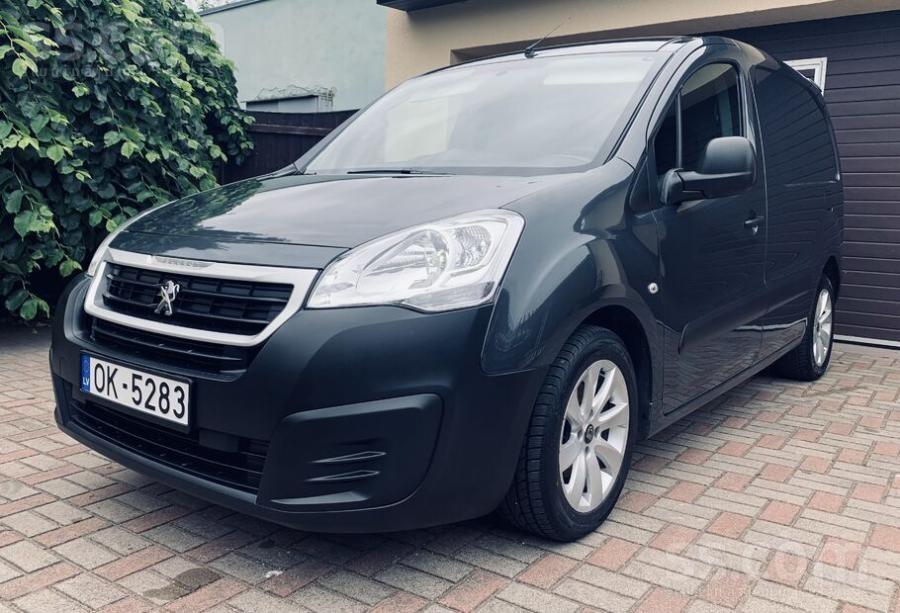 Pelēks Peugeot Partner 2018 Liepāja, ar dzinēja tilpumu 1.60 L un nobraukumu 81 tūkst. km par 7950 €, foto 3 vietnē AUTOMOTO.COM.LV