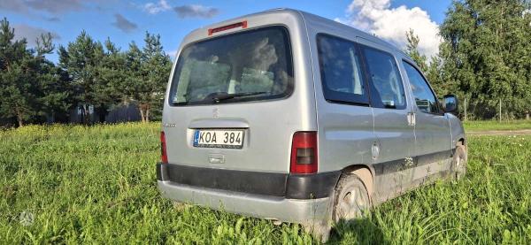 Pelēks Peugeot Partner 2004 Kauņa, ar dzinēja tilpumu 2.00 L un nobraukumu 285 tūkst. km par 700 €, foto 2 vietnē AUTOMOTO.COM.LV