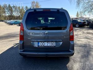 Grey Peugeot Partner 2009 in Riga, with an engine capacity of 1.60 L and mileage of 0 thousand km for 4350 €, photo 9 on AUTOMOTO.COM.LV
