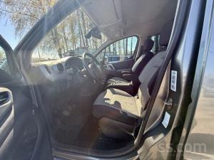 Grey Peugeot Partner 2009 in Riga, with an engine capacity of 1.60 L and mileage of 0 thousand km for 4350 €, photo 19 on AUTOMOTO.COM.LV