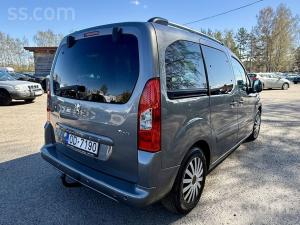 Grey Peugeot Partner 2009 in Riga, with an engine capacity of 1.60 L and mileage of 0 thousand km for 4350 €, photo 26 on AUTOMOTO.COM.LV