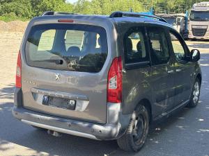 Pelēks Peugeot Partner 2009 Tauragė, ar dzinēja tilpumu 1.56 L un nobraukumu 280 tūkst. km par 2800 €, foto 5 vietnē AUTOMOTO.COM.LV