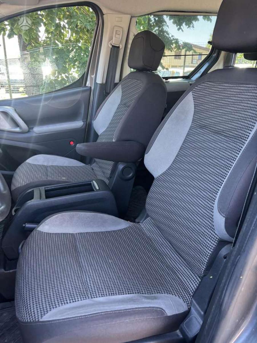 Pelēks Peugeot Partner 2009 Tauragė, ar dzinēja tilpumu 1.56 L un nobraukumu 280 tūkst. km par 2800 €, foto 8 vietnē AUTOMOTO.COM.LV