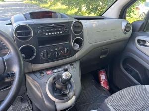 Pelēks Peugeot Partner 2009 Tauragė, ar dzinēja tilpumu 1.56 L un nobraukumu 280 tūkst. km par 2800 €, foto 10 vietnē AUTOMOTO.COM.LV