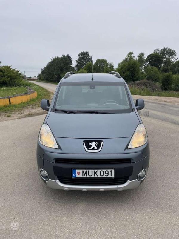 Pelēks Peugeot Partner 2009 Tauragė, ar dzinēja tilpumu 1.56 L un nobraukumu 445 tūkst. km par 2800 €, foto 1 vietnē AUTOMOTO.COM.LV