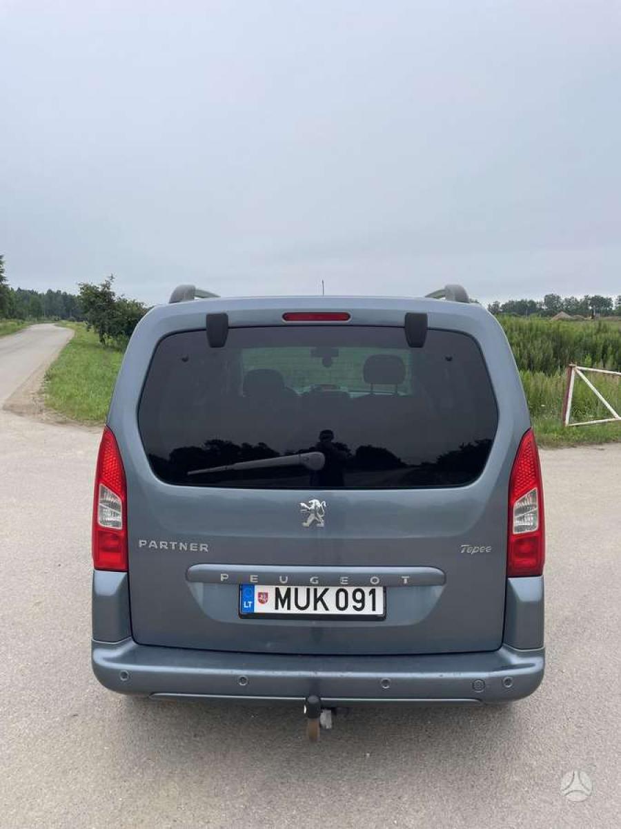 Pelēks Peugeot Partner 2009 Tauragė, ar dzinēja tilpumu 1.56 L un nobraukumu 445 tūkst. km par 2800 €, foto 6 vietnē AUTOMOTO.COM.LV
