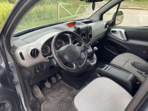 Pelēks Peugeot Partner 2009 Tauragė, ar dzinēja tilpumu 1.56 L un nobraukumu 445 tūkst. km par 2800 €, foto 11 vietnē AUTOMOTO.COM.LV