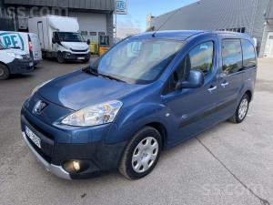Pelēks Peugeot Partner 2009 Rīga, ar dzinēja tilpumu 1.60 L un nobraukumu 285 tūkst. km par 2990 €, foto 3 vietnē AUTOMOTO.COM.LV
