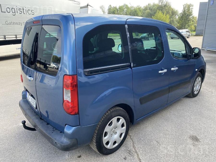 Pelēks Peugeot Partner 2009 Rīga, ar dzinēja tilpumu 1.60 L un nobraukumu 285 tūkst. km par 2990 €, foto 5 vietnē AUTOMOTO.COM.LV