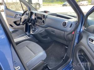 Pelēks Peugeot Partner 2009 Rīga, ar dzinēja tilpumu 1.60 L un nobraukumu 285 tūkst. km par 2990 €, foto 9 vietnē AUTOMOTO.COM.LV