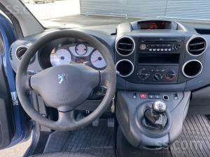 Pelēks Peugeot Partner 2009 Rīga, ar dzinēja tilpumu 1.60 L un nobraukumu 285 tūkst. km par 2990 €, foto 13 vietnē AUTOMOTO.COM.LV