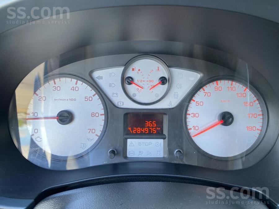 Pelēks Peugeot Partner 2009 Rīga, ar dzinēja tilpumu 1.60 L un nobraukumu 285 tūkst. km par 2990 €, foto 14 vietnē AUTOMOTO.COM.LV