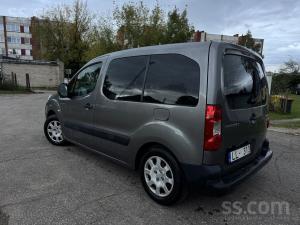 Серый Пежо Partner 2009 в Даугавпилс, объемом двигателя 1.60 л и пробегом 299 тыс. км за 1950 €, фото 3 на AUTOMOTO.COM.LV