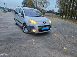 Pelēks Peugeot Partner 2009 Vilkaviškis, ar dzinēja tilpumu 1.60 L un nobraukumu 0 tūkst. km par 1500 €, foto  vietnē AUTOMOTO.COM.LV