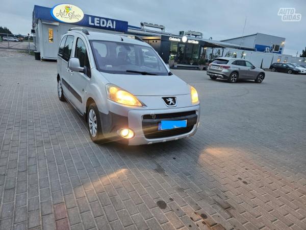 Pelēks Peugeot Partner 2009 Vilkaviškis, ar dzinēja tilpumu 1.60 L un nobraukumu 0 tūkst. km par 1500 €, foto 6 vietnē AUTOMOTO.COM.LV