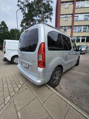 Grey Peugeot Partner 2011 in Vilnius, with an engine capacity of 1.56 L and mileage of 263 thousand km for 2000 €, photo 3 on AUTOMOTO.COM.LV
