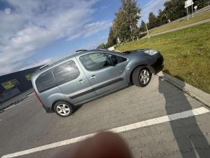 Pelēks Peugeot Partner 2011 Kauņa, ar dzinēja tilpumu 1.56 L un nobraukumu 268 tūkst. km par 2850 €, foto 5 vietnē AUTOMOTO.COM.LV
