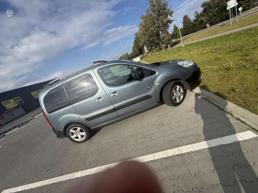 Pelēks Peugeot Partner 2011 Kauņa, ar dzinēja tilpumu 1.56 L un nobraukumu 268 tūkst. km par 2850 €, foto 5 vietnē AUTOMOTO.COM.LV