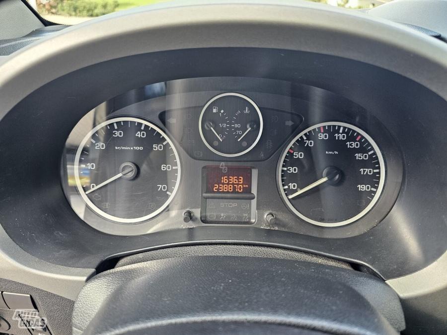 Серый Пежо Partner 2011 в Укмерге, объемом двигателя 1.50 л и пробегом 238 тыс. км за 3000 €, фото 14 на AUTOMOTO.COM.LV