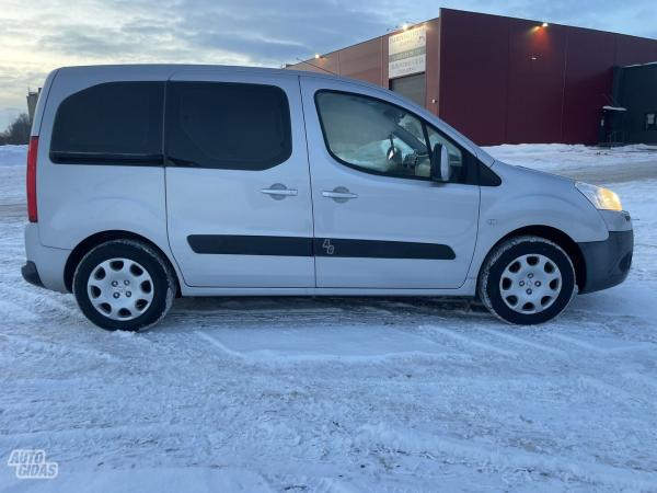 Grey Peugeot Partner 2012 in Kaunas, with an engine capacity of 1.60 L and mileage of 320 thousand km for 4350 €, photo 7 on AUTOMOTO.COM.LV