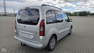 Pelēks Peugeot Partner 2012 Marijampole, ar dzinēja tilpumu 1.60 L un nobraukumu 209 tūkst. km par 3300 €, foto 6 vietnē AUTOMOTO.COM.LV