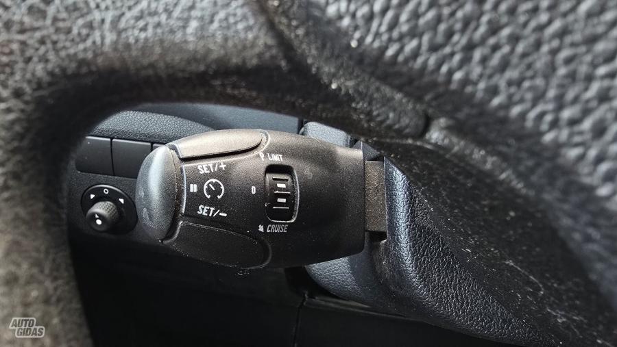 Pelēks Peugeot Partner 2012 Marijampole, ar dzinēja tilpumu 1.60 L un nobraukumu 209 tūkst. km par 3300 €, foto 15 vietnē AUTOMOTO.COM.LV