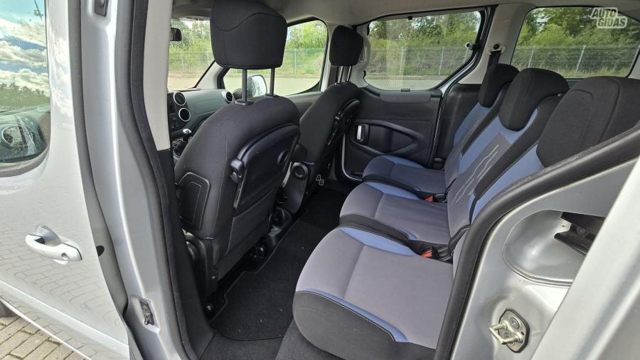 Pelēks Peugeot Partner 2012 Marijampole, ar dzinēja tilpumu 1.60 L un nobraukumu 209 tūkst. km par 3300 €, foto 17 vietnē AUTOMOTO.COM.LV