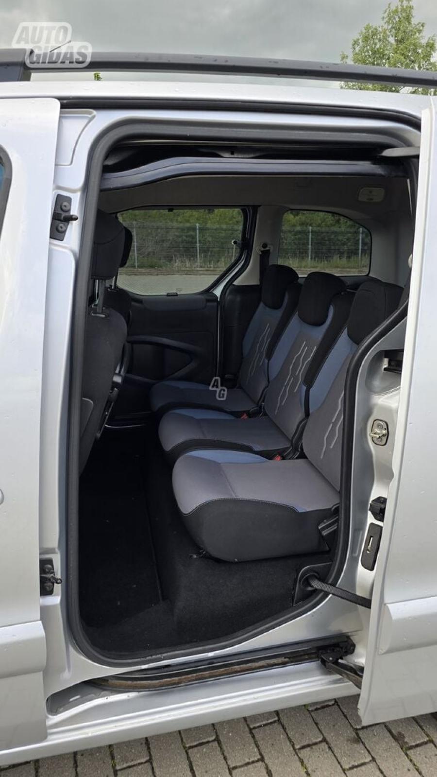 Pelēks Peugeot Partner 2012 Marijampole, ar dzinēja tilpumu 1.60 L un nobraukumu 209 tūkst. km par 3300 €, foto 18 vietnē AUTOMOTO.COM.LV